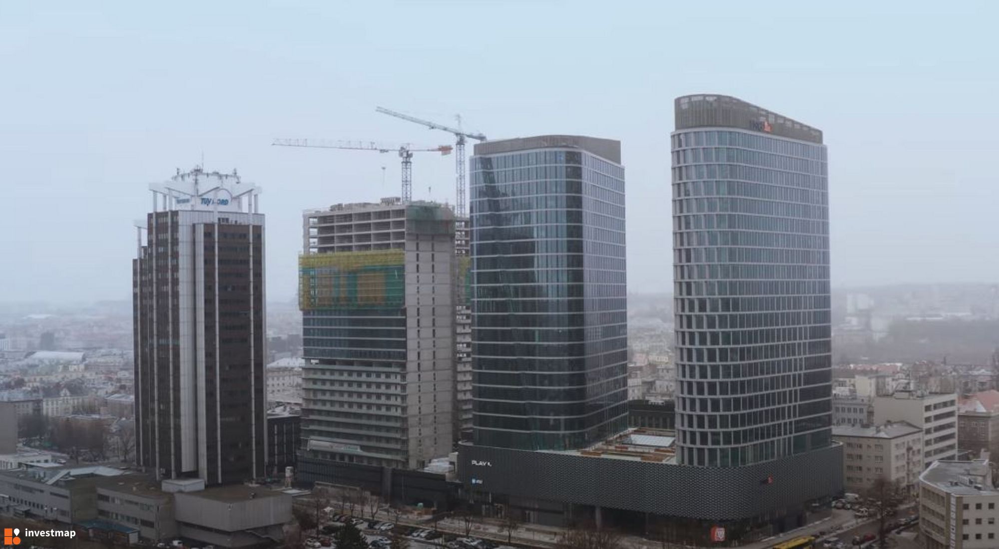 W centrum Katowic trwa budowa ostatniego z wieżowców w kompleksie ...