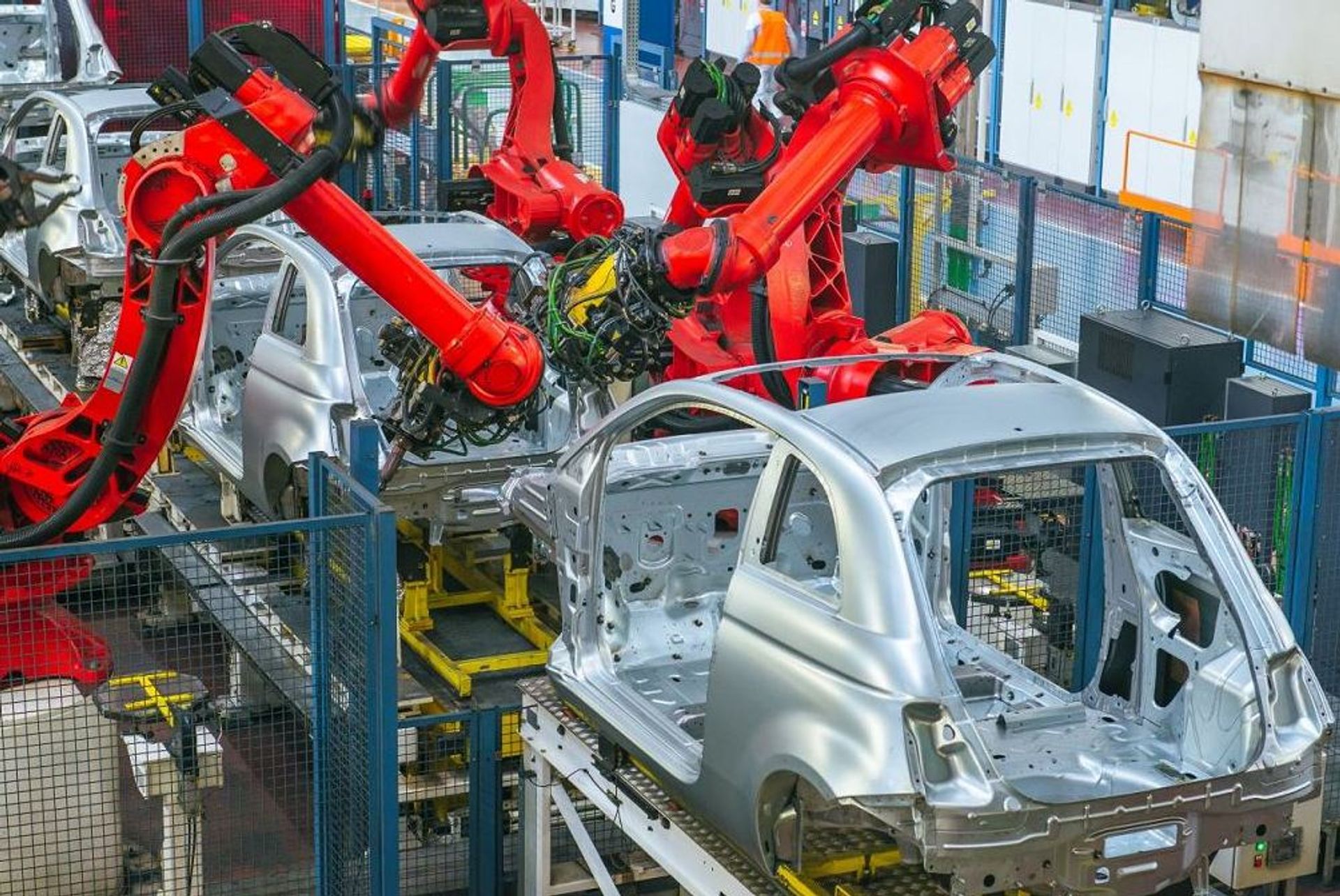 Wielkie zwolnienia grupowe w tyskiej fabryce automotive FCA Poland ...