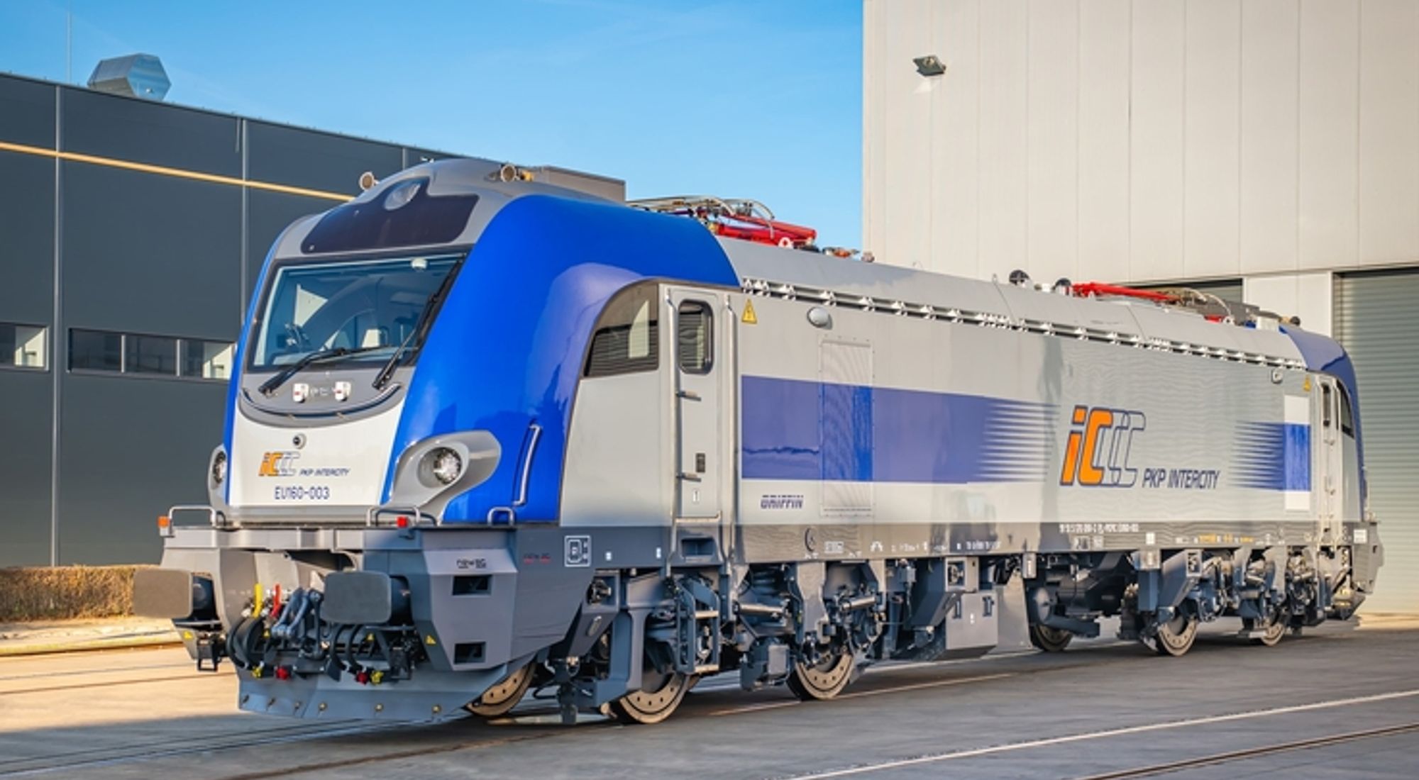 Umowa za ponad miliard złotych podpisana. Nowe lokomotywy jednosystemowe dla PKP Intercity ...