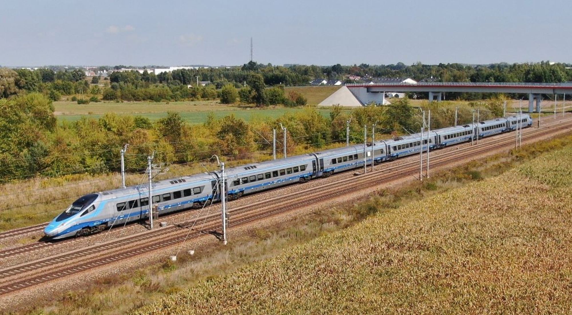 Koleją na wakacje – PKP Intercity przedstawia letni rozkład jazdy - investmap.pl